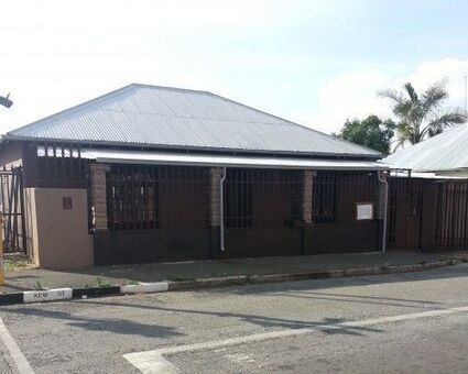 Rooms to Rent in Brixton from R 1153 | RentUncle