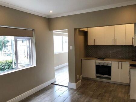 Studio Flats for rent in Cape Town - 1835 | RentUncle