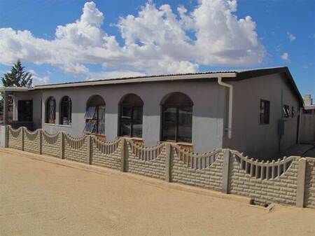 29 Houses for Sale in Springbok | RentUncle