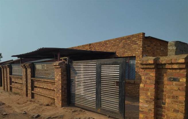 For Sale House Glenway Estate Mamelodi Listings And Prices - Waa2