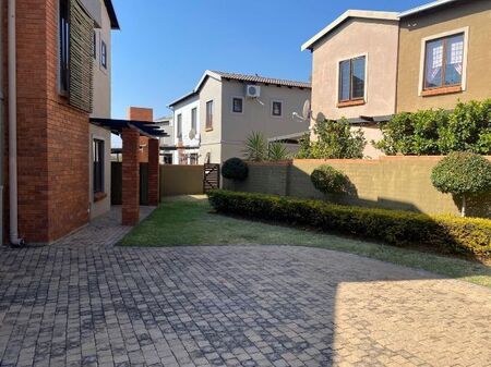 2 Bed Apartment in Woodridge Park Waterval East, Rustenburg, Waterval ...
