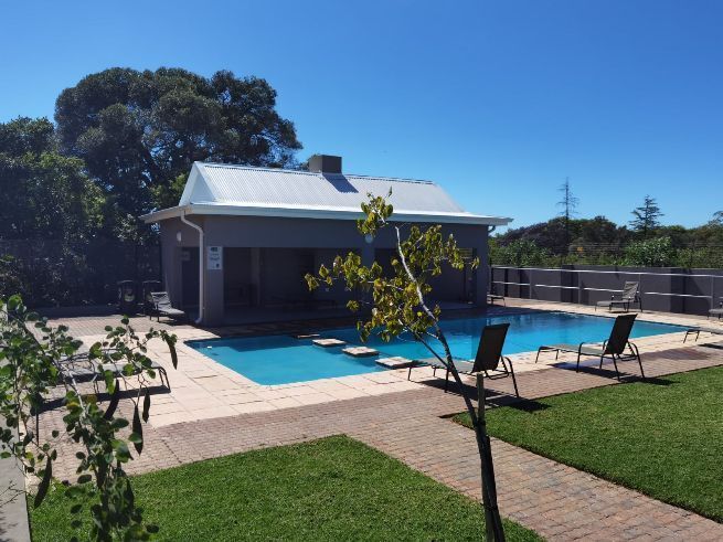 Stunning Modern Security Estate, North Riding | RentUncle