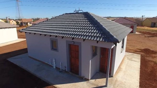 Rdp Housing Human settlement, Lufhereng | RentUncle