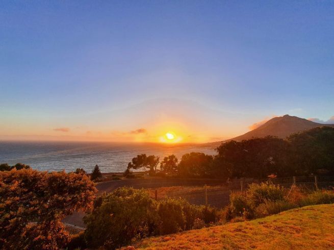 Amazing View over False bay, Red Hill | RentUncle