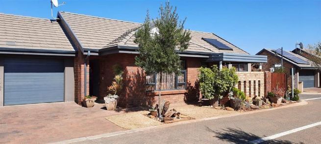 2Bedroom apartment for rental in centurion opposite gautrain station ...