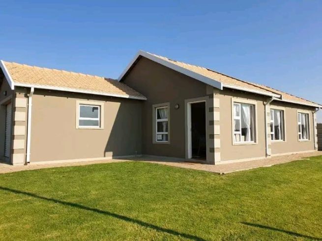 Rdp Human Settlement, Mohlakeng | RentUncle