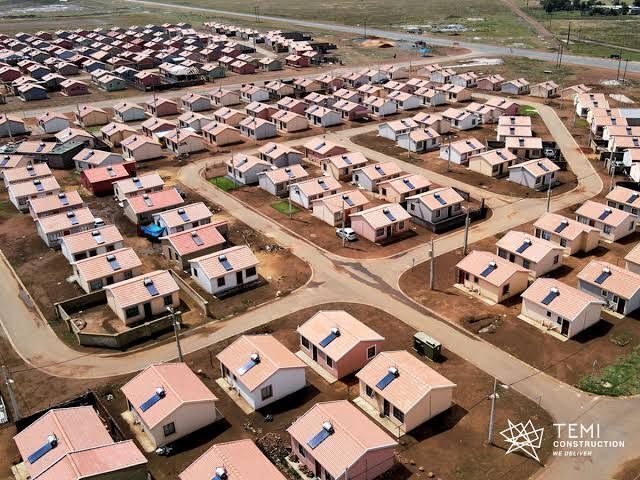 We currently selling Rdp houses for more information contact 064 742 ...