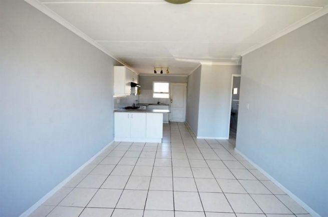2 Bedroom Apartment For Rent in Chianti Heights, Strand, Guldenland ...