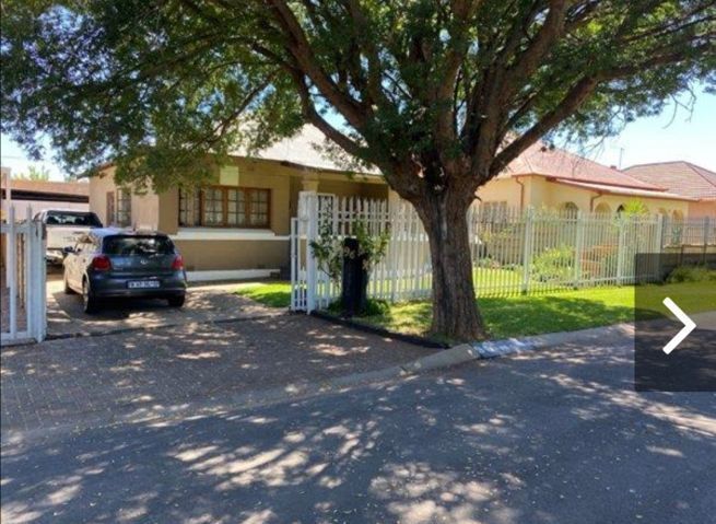 3 Bedroom House In Nigel, Sub-Nigel | RentUncle