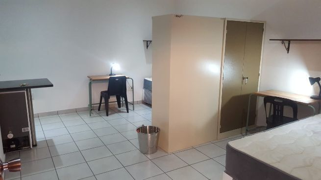 Female student res, Braamfontein | RentUncle