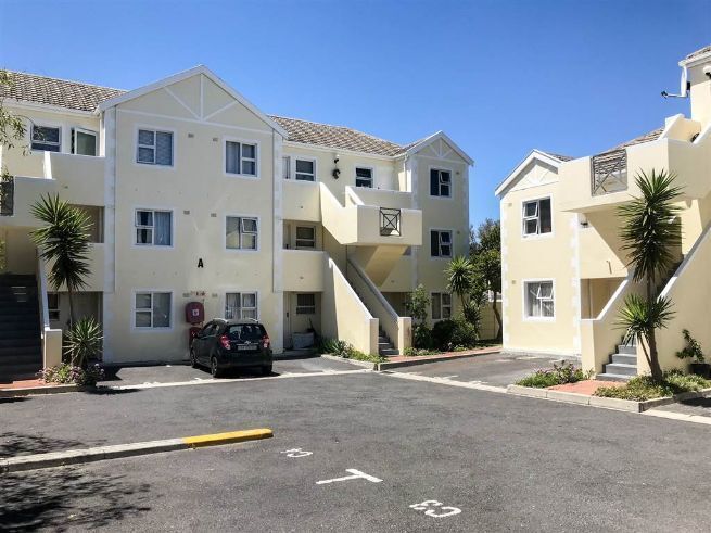 2 Bed Apartment in Diep River, Diep River | RentUncle