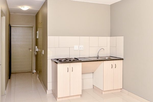 Property For Sale In Palm Ridge Ext 9, Katlehong South | RentUncle