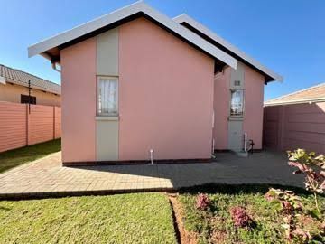 Rdp houses For Sale, Kanana | RentUncle