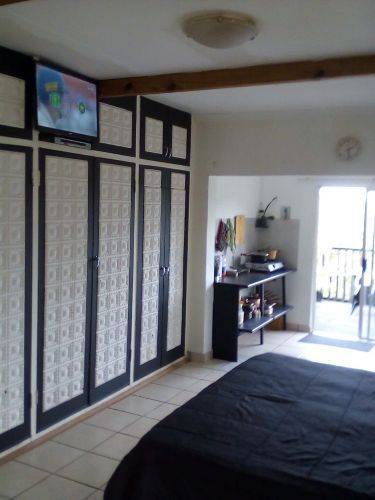 Large Bachelor/ Studio Apartment, Southport | RentUncle
