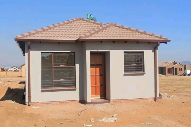 Rdp house for sale, Lufhereng | RentUncle