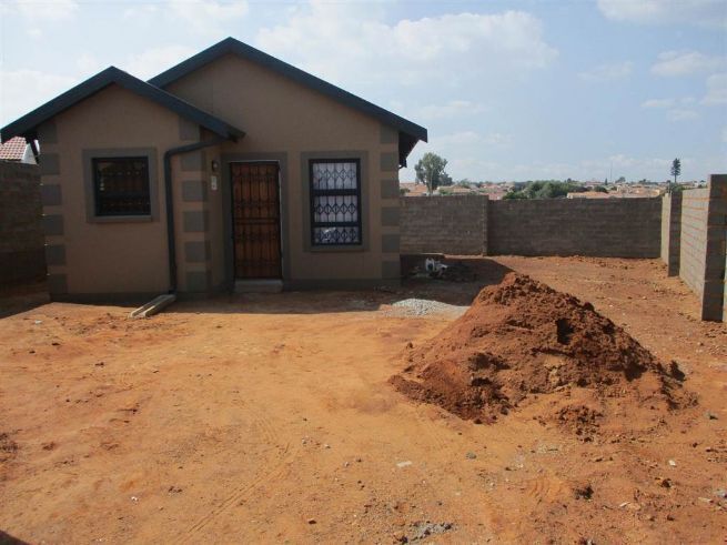 Rdp houses for sale, Phomolong | RentUncle