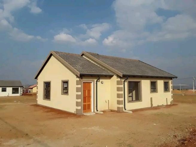 3 Bedroom House In Kanana (0784900328), Lufhereng | RentUncle