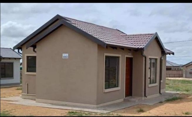 Rdp house for sale, Lufhereng | RentUncle