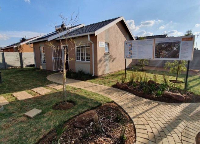 2 Bedroom House In Soweto Pimville Rentuncle
