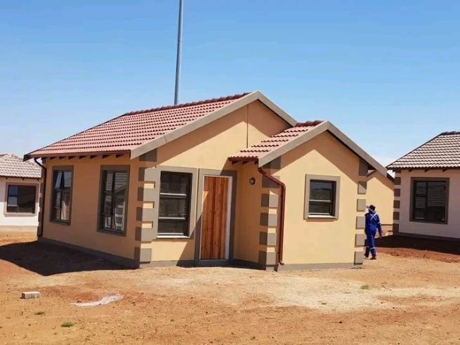 Rdp Houses For Sales At Gauteng Soweto Motsoaledi Diepkloof Ext 1 Price ...