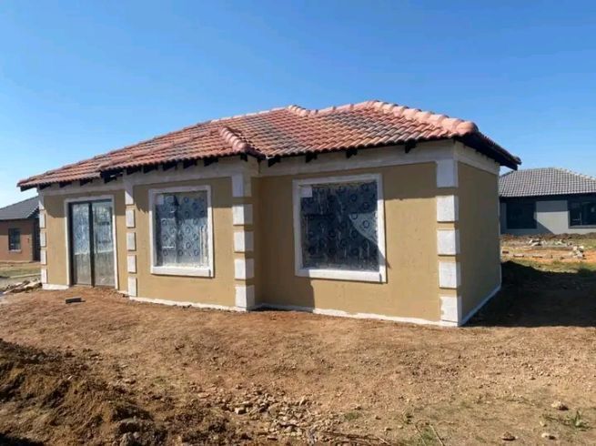 Rdp house for sale, Lufhereng | RentUncle