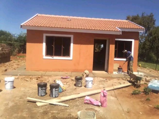 Rdp House Available Whatsapp 063 674 4093, Stone River Estate | RentUncle