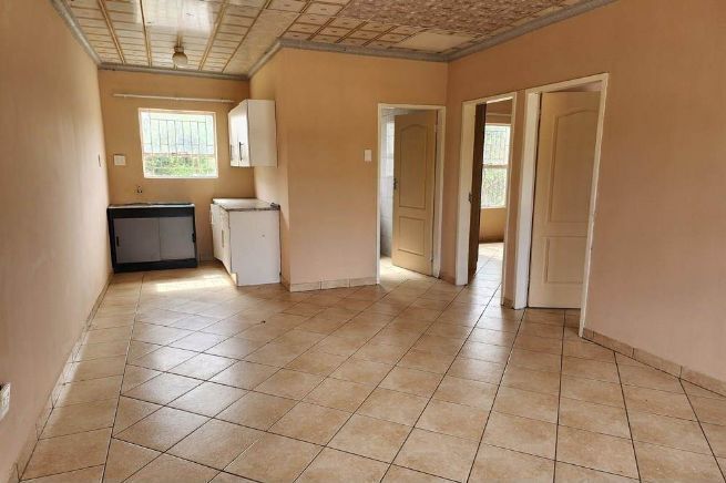 Stunning 2 Bedroom Apartment in Bo Dorp, Bo Dorp | RentUncle